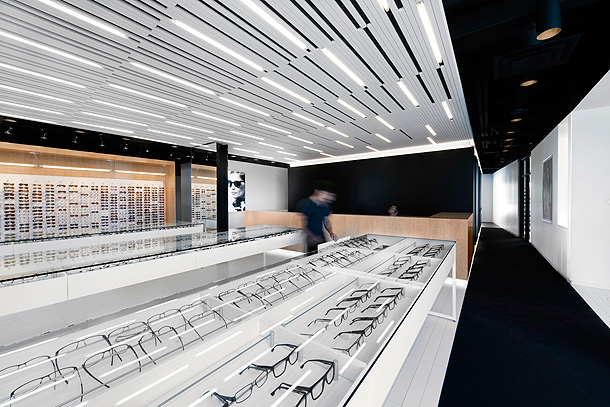 La SHED architecture proyecta una nueva imagen para la óptica L'Aire ...