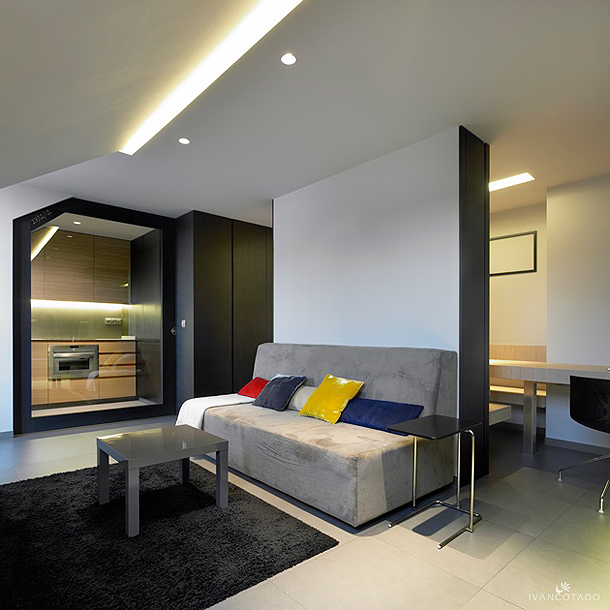 Un ático sin complejos, por Iván Cotado Diseño de Interiores